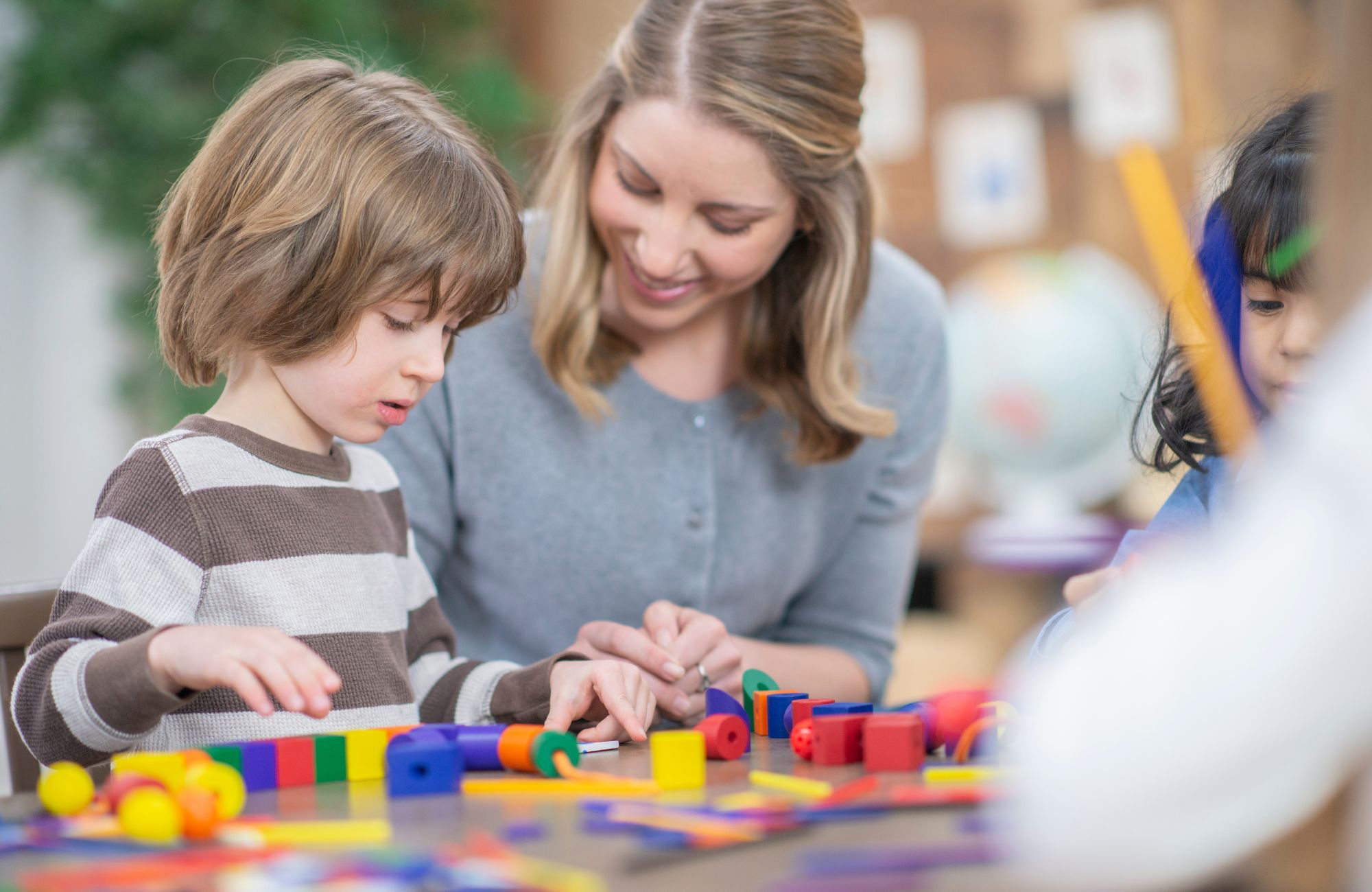 How to Help an Autistic Child: A Complete Parent's Guide - Nurturing Nests